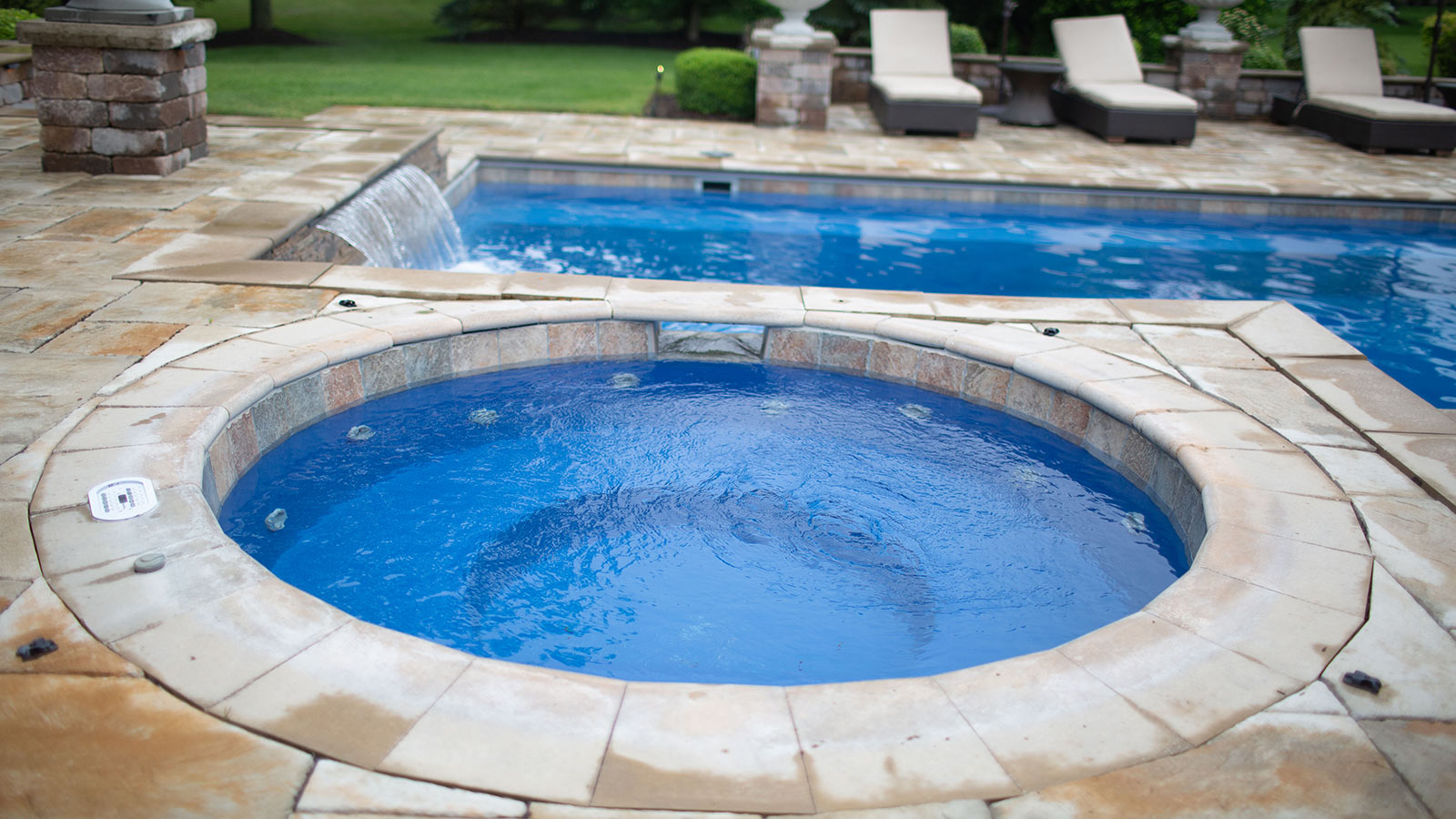 The Treasure Spa - hot tub fun & rest - Imagine Pools