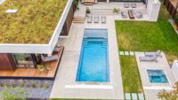 The Freedom with Splash Pad - fiberglass swimming pool