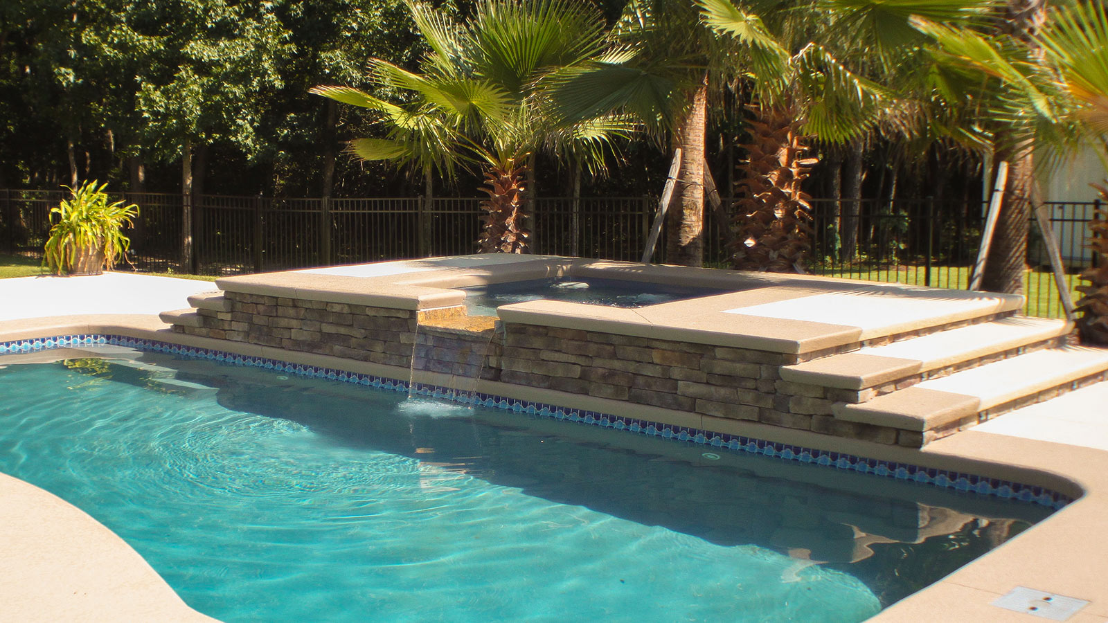 The Square Dream Spa - hot tub hydrotherapy - Imagine Pools