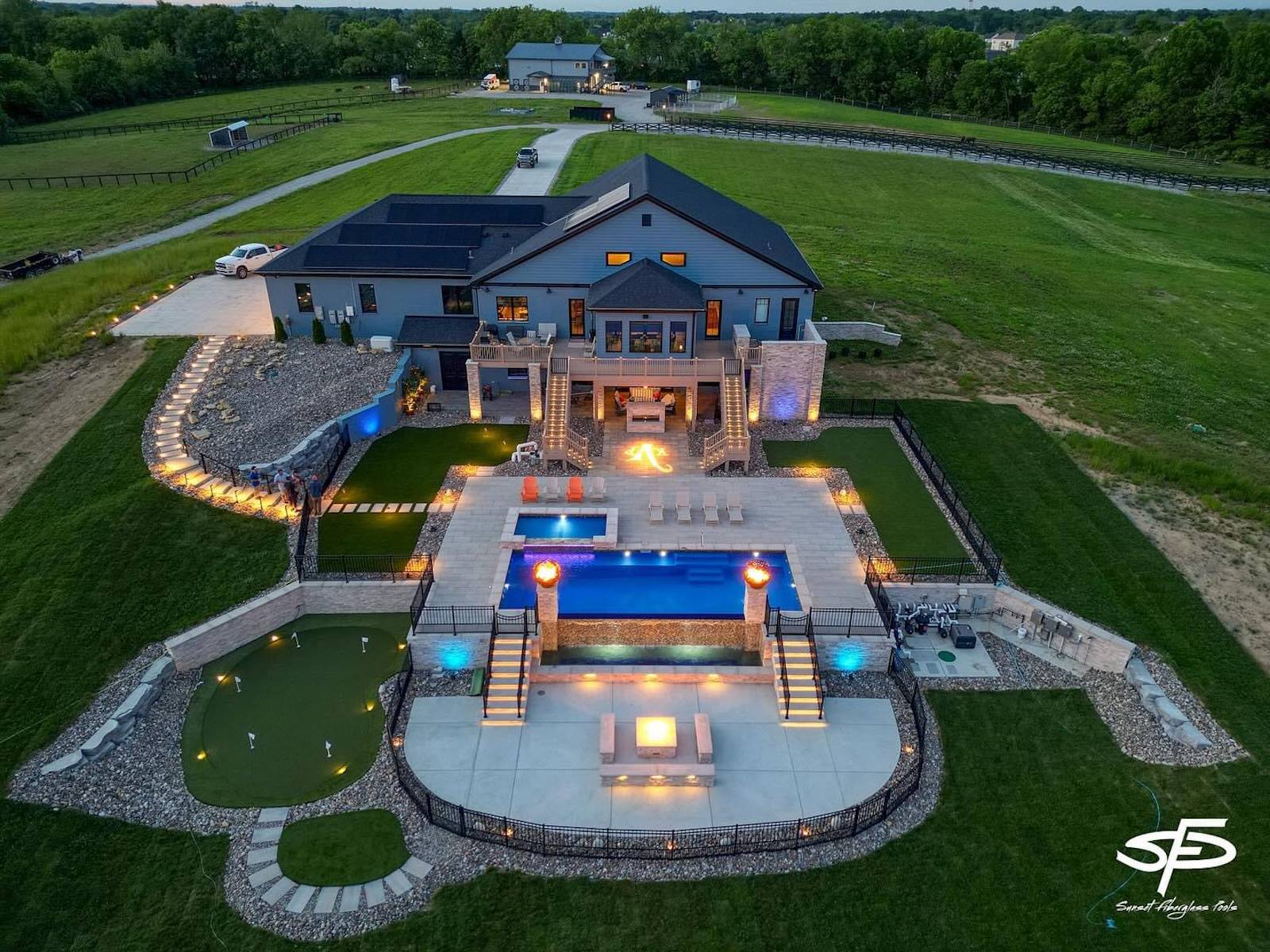 Pool of the Month May 2024: Sunset Pools