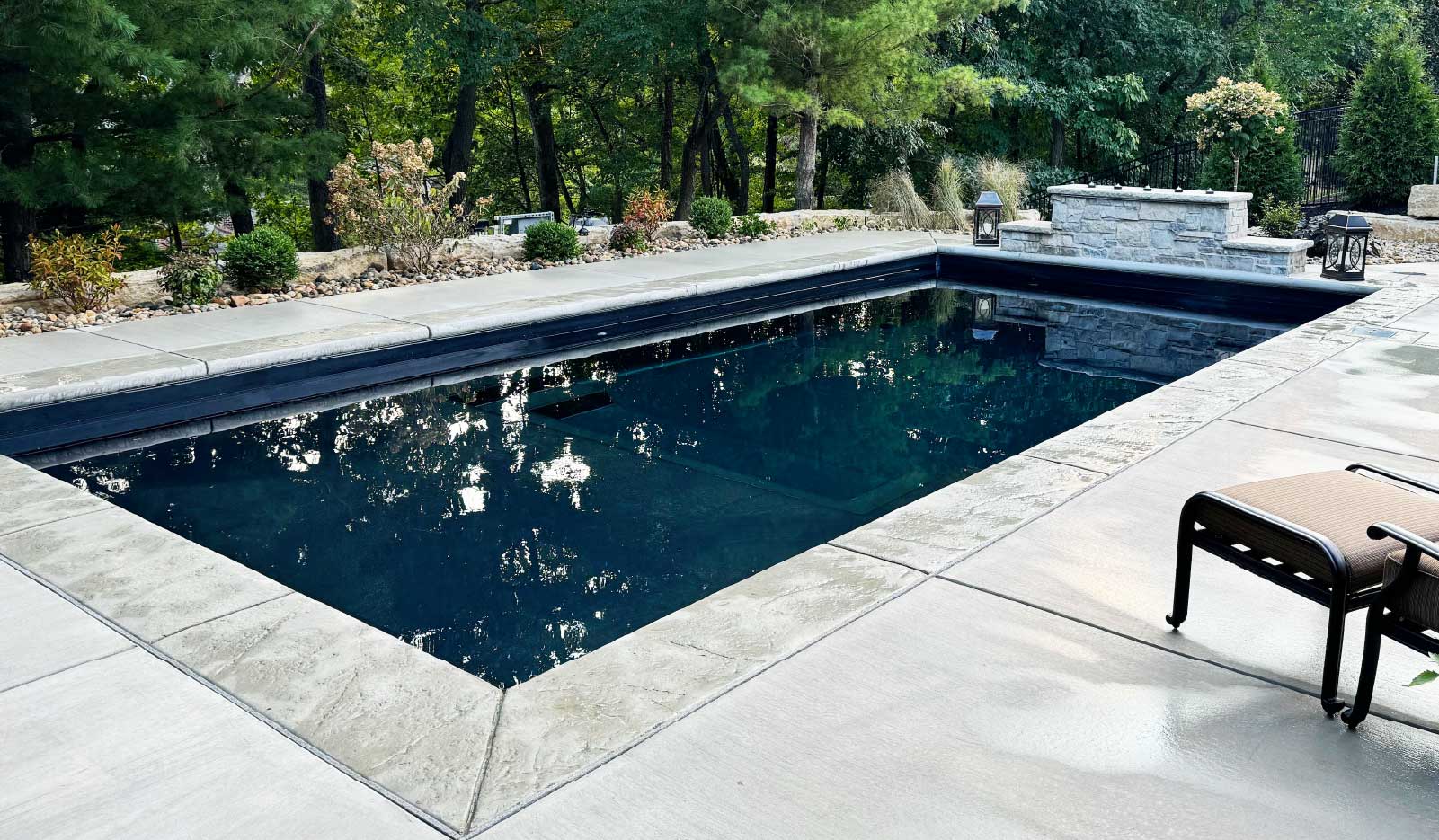 dealer spotlight: luxe pool & spa - Imagine Pools